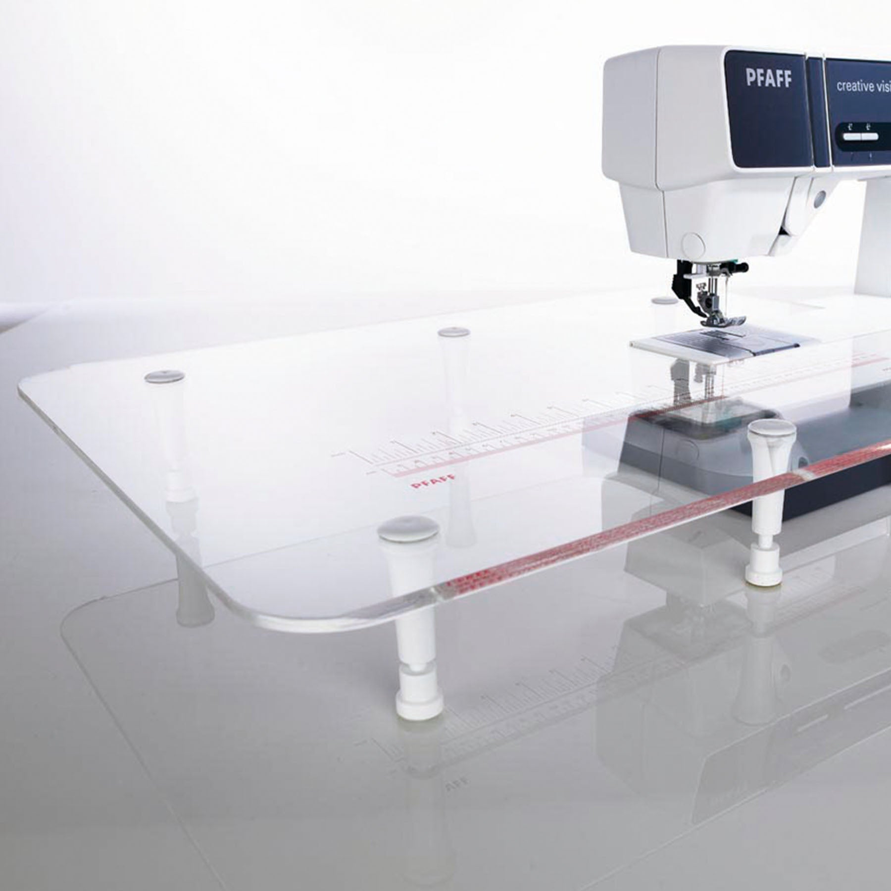 PFAFF® Quilt Table | SINGER®